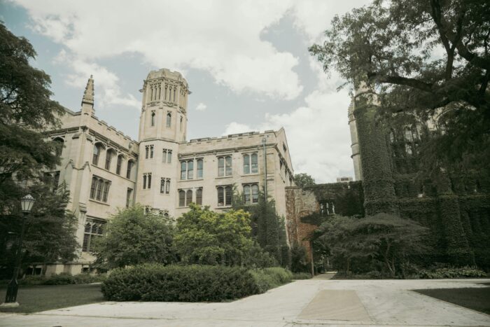 University of Chicago Law School Application Guide : Admissionado